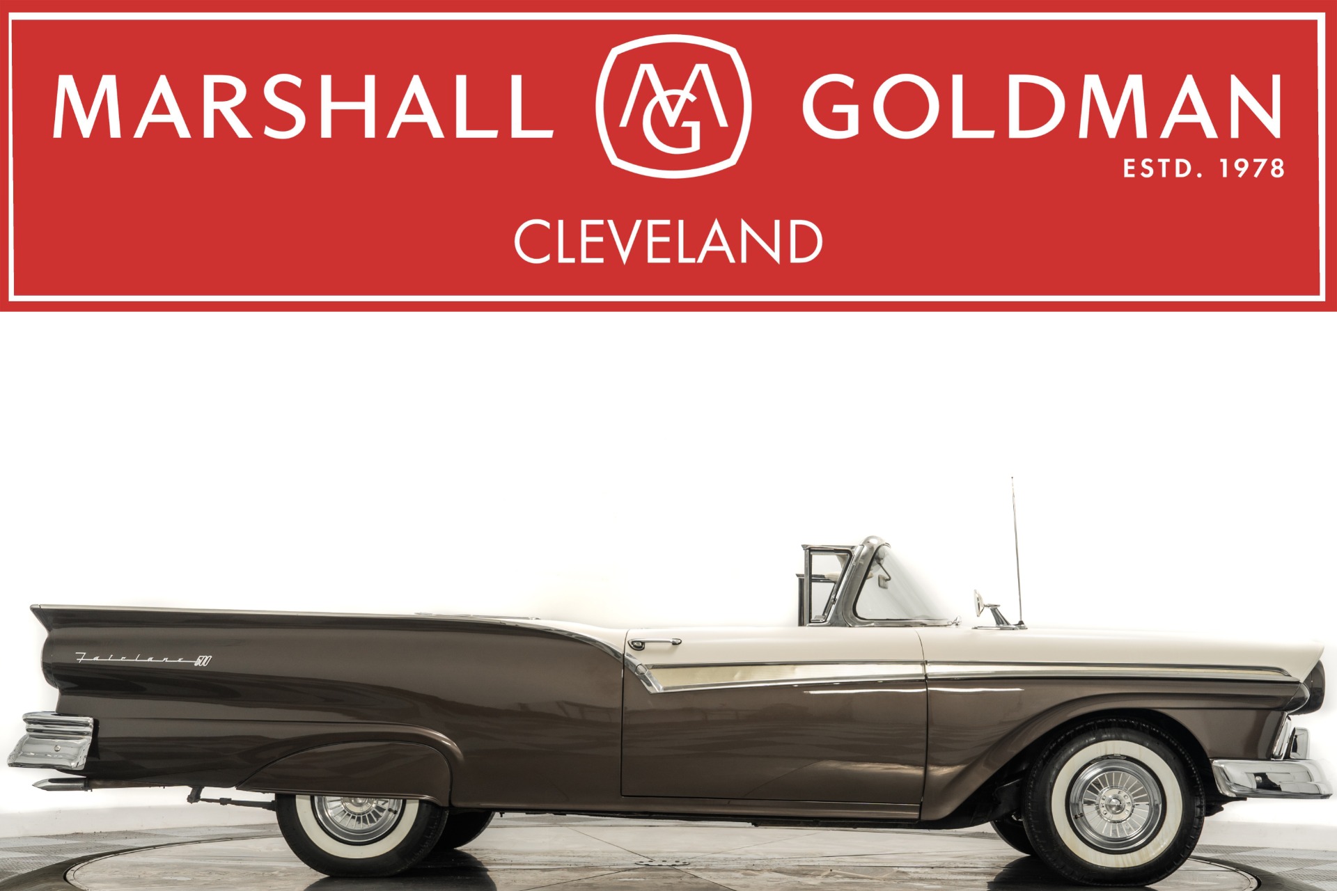 Colonial White/Silver Mocha Iridescent Ford Fairlane Skyliner ...